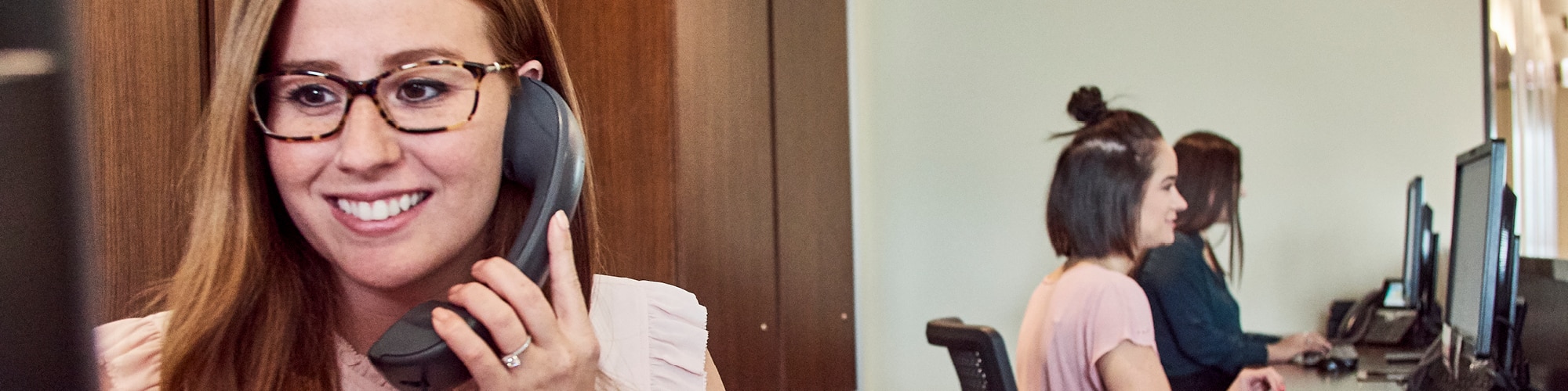 Virtual Office Phone Service | Reliable Call Answering for Your Business